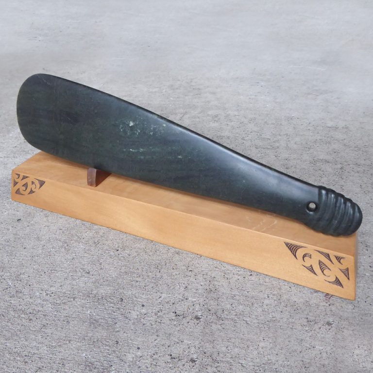 Al Brown - Mere, Rimu Jade (335mm #GM2 Ws) - Kura Gallery: Maori and ...