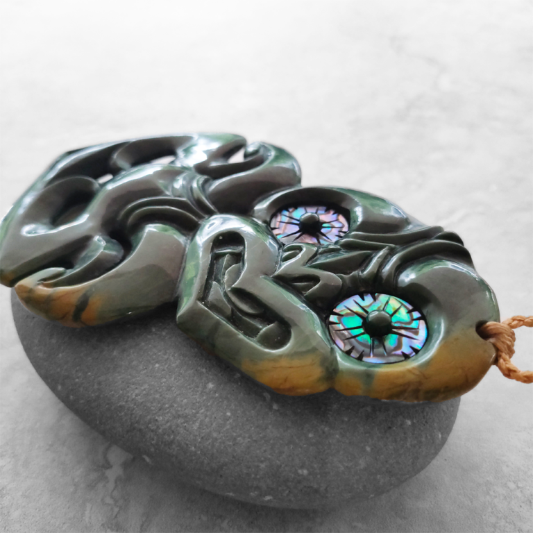 Yuki Tanaka - Hei Tiki (135mm #14-16 Ag) - Kura Gallery: Maori and New ...